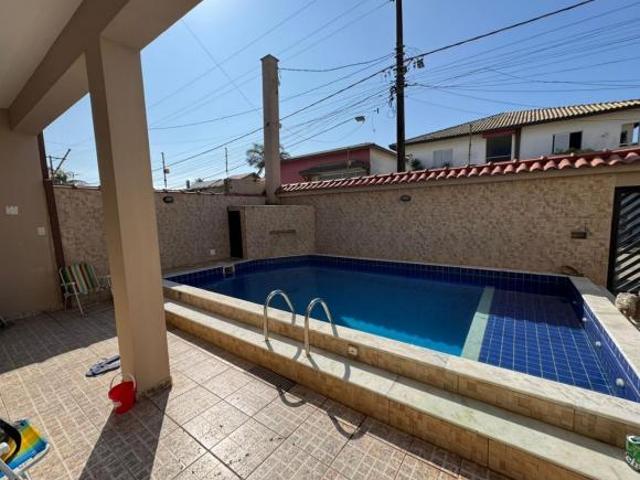 Casa para Venda em Peruíbe, Jardim Casablanca, 7 dormitórios, 1 suíte, 2 banheiros, 3 vagas