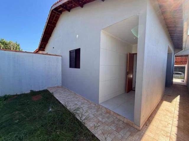 Casa para Venda em Peruíbe, Jardim Somar, 2 dormitórios, 1 banheiro, 2 vagas
