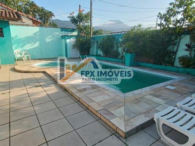 Casa para Venda em Peruíbe, JARDIM VENEZA, 4 dormitórios, 2 suítes, 5 banheiros, 4 vagas