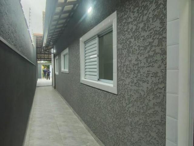 Casa para Venda em Peruíbe, Josedy, 2 dormitórios, 1 suíte, 2 banheiros, 3 vagas