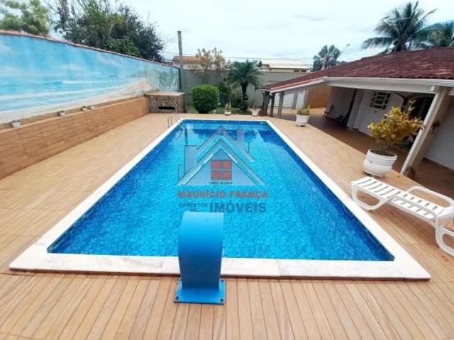 Casa para Venda em Peruíbe, Oásis, 3 dormitórios, 1 suíte, 4 banheiros, 3 vagas