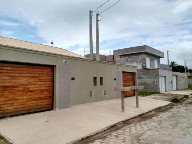 Casa para Venda em Peruíbe, São João Batista, 2 dormitórios, 1 suíte, 1 banheiro, 2 vagas