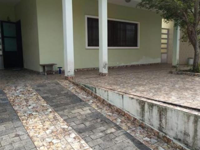 Casa para Venda em Peruíbe, São João Batista, 3 dormitórios, 1 suíte, 1 banheiro, 1 vaga