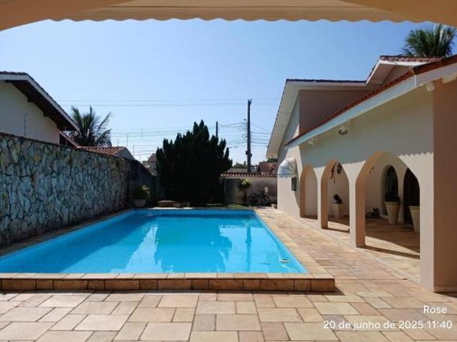 Casa para Venda em Peruíbe, Stella Maris, 3 dormitórios, 3 suítes, 1 banheiro, 5 vagas