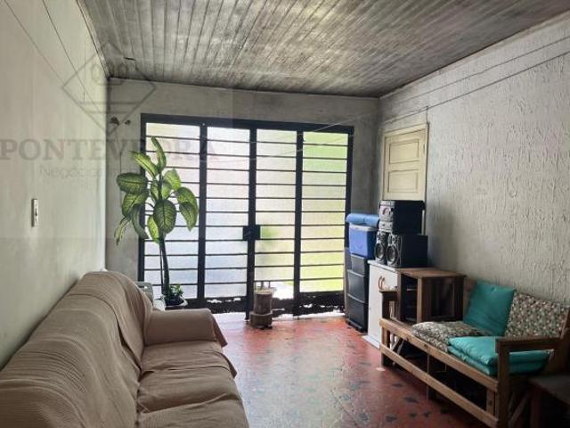 Casa para Venda em Pinhais, Maria Antonieta, 3 dormitórios, 1 banheiro, 1 vaga