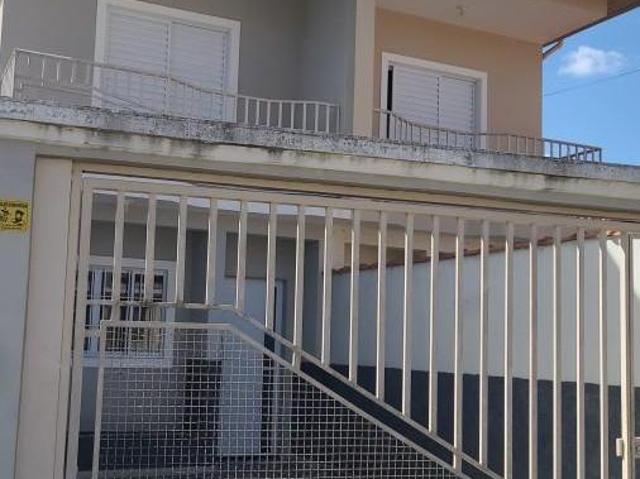 Casa para Venda em Pinhalzinho, 2 dormitórios, 2 banheiros, 2 vagas