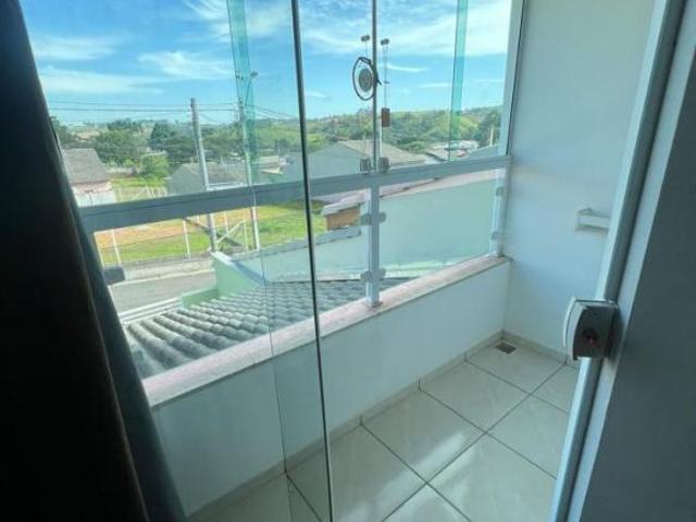 Casa para Venda em Pinhalzinho, Centro, 2 dormitórios, 3 banheiros, 2 vagas