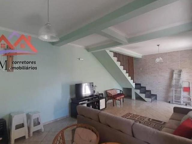 Casa para Venda em Pinhalzinho, Centro, 2 dormitórios, 2 suítes, 3 banheiros, 5 vagas