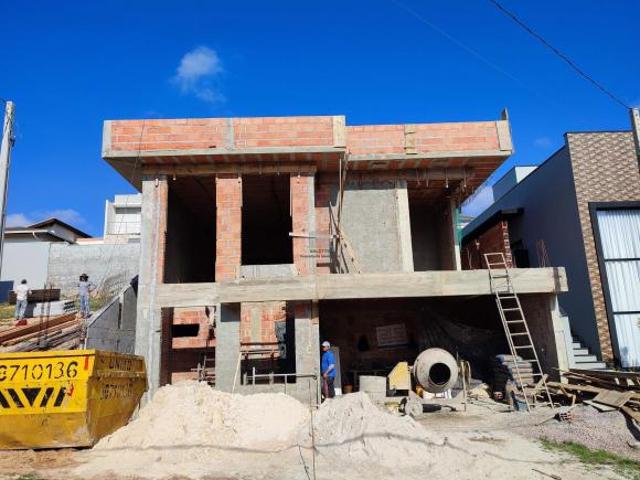 Casa para venda em PINHEIRO de 210.00m² com 3 Quartos, 3 Suites e 4 Garagens