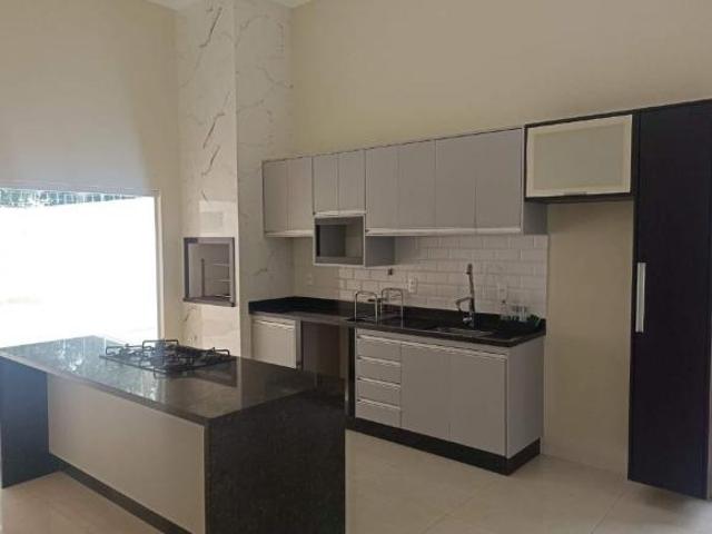 Casa para venda em Pinheiros de 143.55m² com 3 Quartos, 1 Suite e 2 Garagens