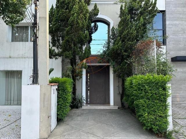 Casa para venda em Pinheiros em São Paulo São Paulo de 120.00m² com 2 Quartos e 1 Suíte
