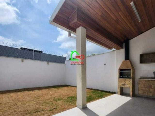 Casa para venda em Pinheirinho de 112.00m² com 3 Quartos, 1 Suite e 2 Garagens