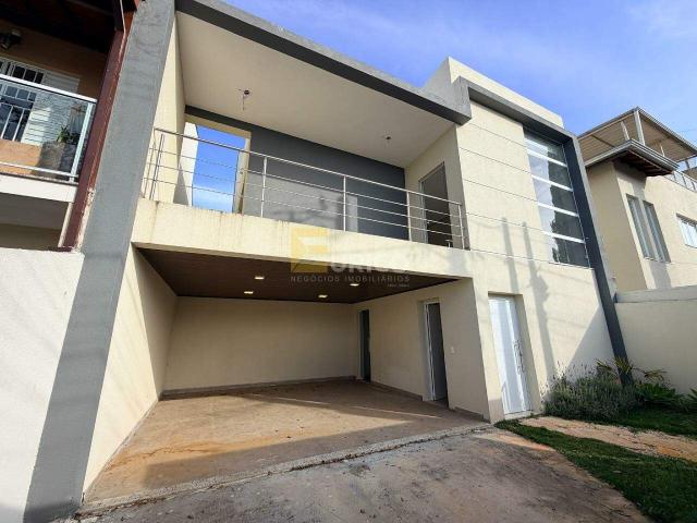 Casa para venda em Pinheirinho em Vinhedo São Paulo de 190.00m² com 3 Quartos, 1 Suíte e 4 Garagens