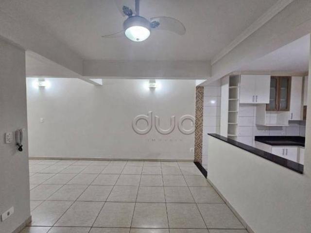 Casa para venda em Piracicamirim de 142.00m² com 2 Quartos e 2 Garagens