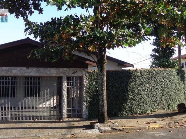 Casa para venda em Piracicamirim em Piracicaba São Paulo de 236.00m² com 3 Quartos, 1 Suíte e 7 Garagens