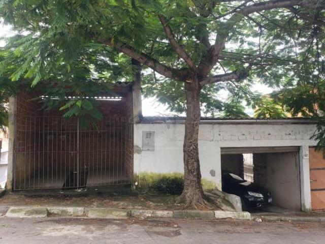Casa para venda em Jardim Bom Jesus de 250.00m² com 2 Quartos e 2 Garagens