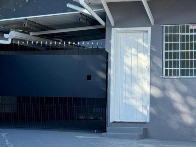Casa para venda em Piraporinha de 125.00m² com 2 Quartos e 5 Garagens