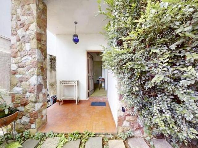 Casa para venda em Planalto Paulista com 3 quartos, sendo 1 suíte, 230m²