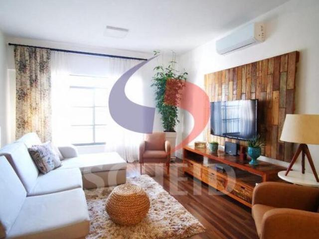Casa para venda em Planalto Paulista com 4 quartos, sendo 2 suítes, 300m² 4 vagas