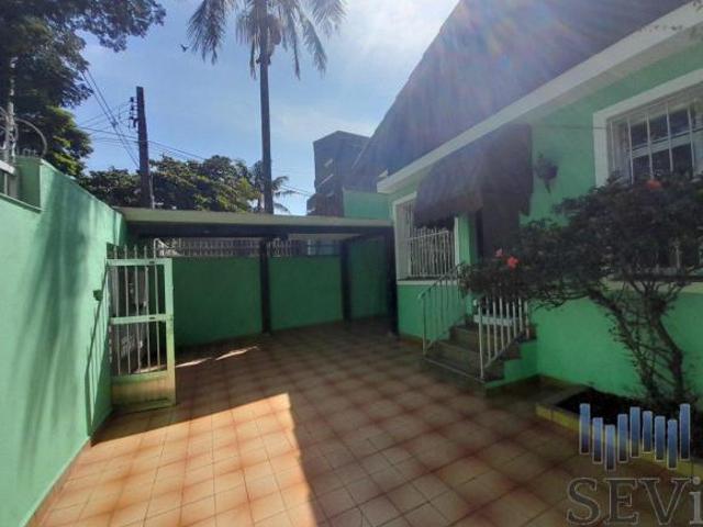 Casa para venda em Planalto Paulista de 180.00m² com 3 Quartos, 1 Suite e 4 Garagens