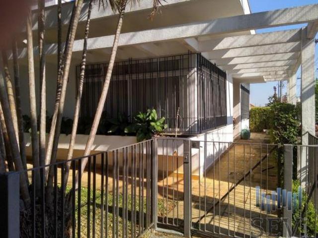 Casa para venda em Planalto Paulista de 400.00m² com 4 Quartos, 1 Suite e 4 Garagens