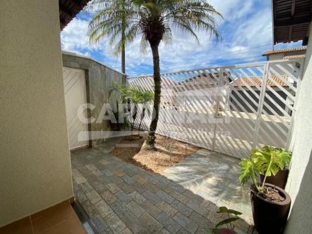 Casa para venda em Planalto Paraíso de 403.00m² com 4 Quartos, 1 Suite e 6 Garagens