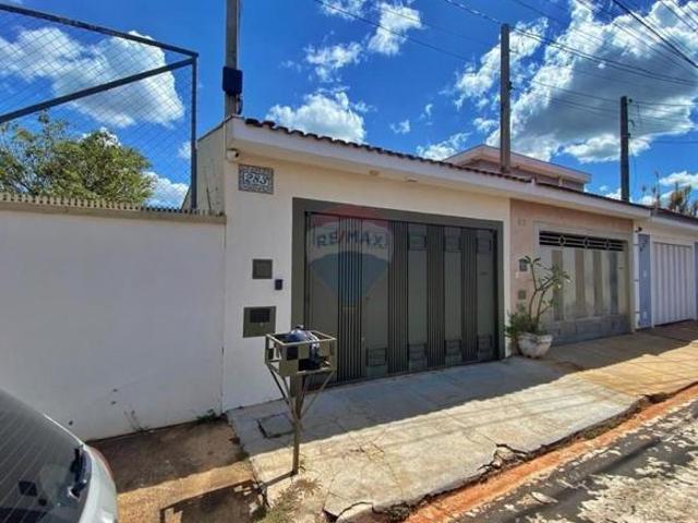 Casa para venda em Planalto Verde de 109.00m² com 3 Quartos, 1 Suite e 1 Garagem