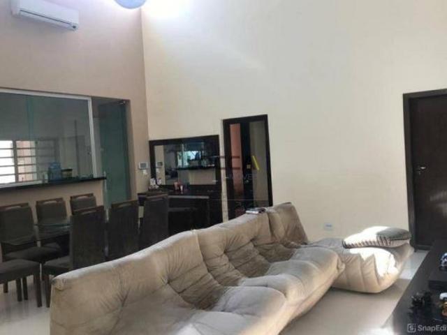 Casa para venda em Planalto Verde de 286.00m² com 3 Quartos, 2 Suites e 3 Garagens