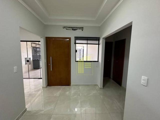 Casa para venda em Pq Ipês 1 de 136.00m² com 2 Quartos, 2 Suites e 2 Garagens