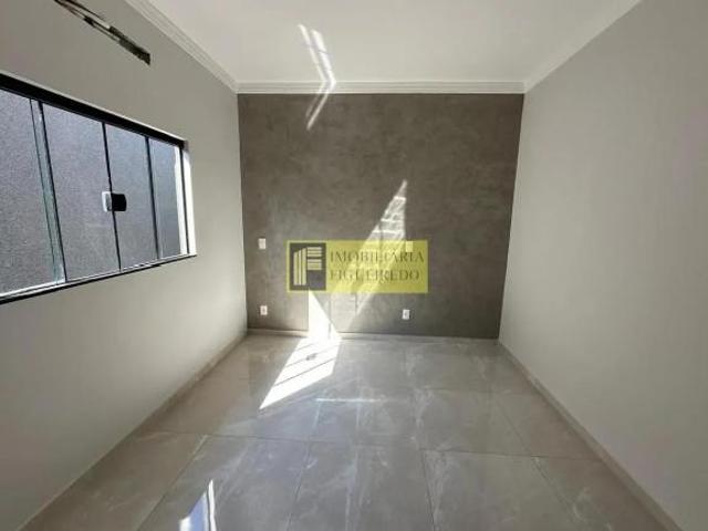 Casa para venda em Pq Ipês 1 de 136.00m² com 2 Quartos, 2 Suites e 2 Garagens