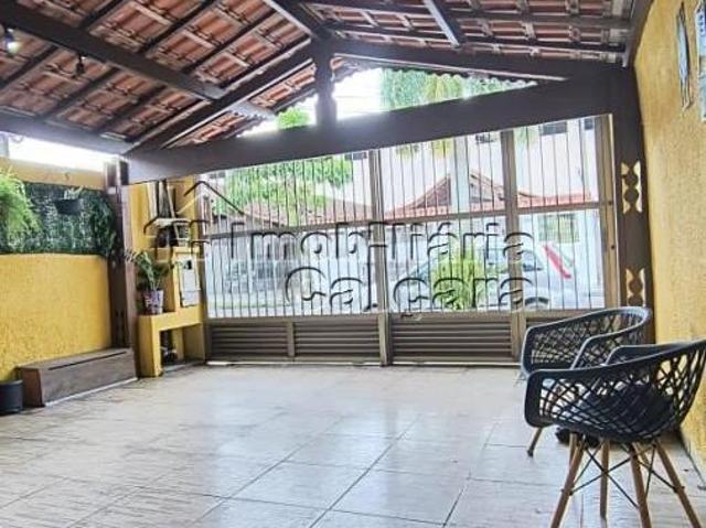 Casa para Venda em Praia Grande, Maracanã, 2 dormitórios, 1 suíte, 2 banheiros, 2 vagas