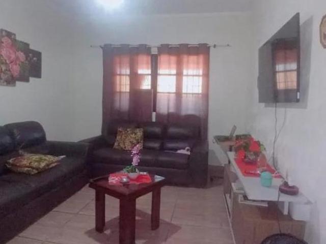 Casa para Venda em Praia Grande, Maracanã, 2 dormitórios, 1 suíte, 2 banheiros, 2 vagas