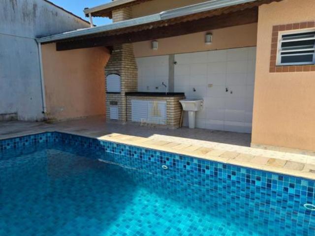 Casa para Venda em Praia Grande, Caiçara, 3 dormitórios, 1 suíte, 2 banheiros, 5 vagas