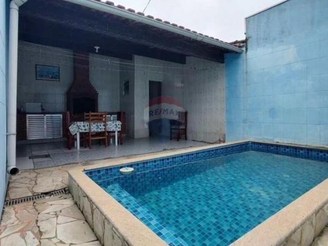 Casa para venda em Praia Grande com 3 quartos, sendo 1 suíte, 175m²