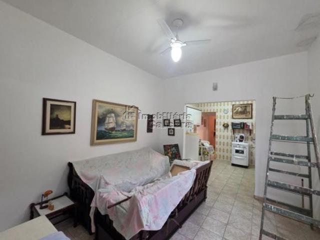 Casa á 80 metros da praia, no Jardim Imperador com 02 dormitórios!