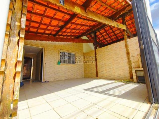 Oportunidade á 200 metros da praia, casa com 02 dormitórios no Jardim Real!