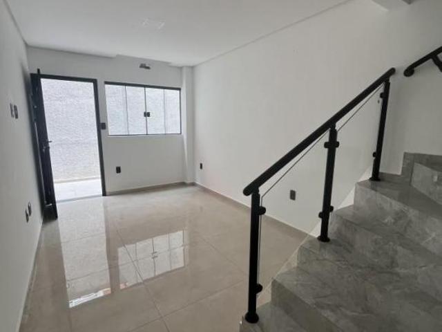 Casa para Venda em Praia Grande, Sítio do Campo, 2 dormitórios, 2 banheiros, 1 vaga