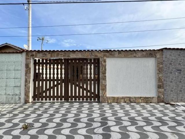 Casa para Venda em Praia Grande, Solemar, 2 dormitórios, 1 suíte, 2 banheiros, 3 vagas