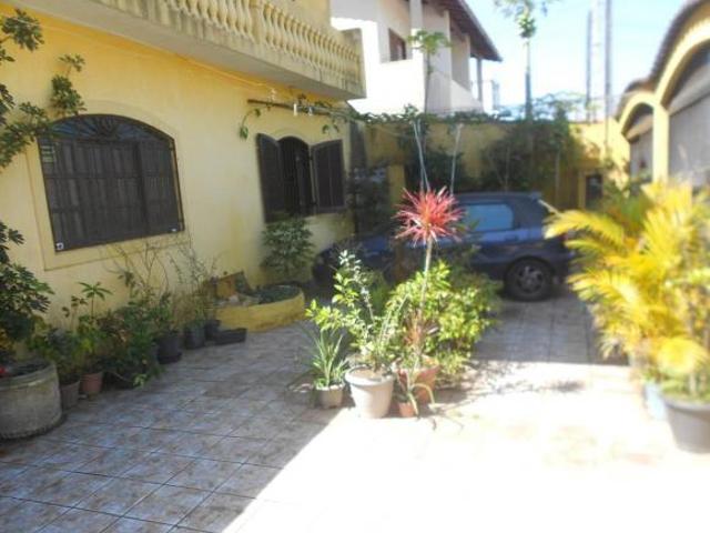 Casa para Venda em Praia Grande, Vila Caiçara, 4 dormitórios, 1 suíte, 2 banheiros, 5 vagas
