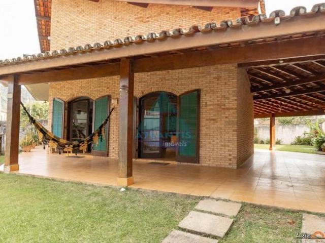 Casa para venda em Praia Do Lázaro de 246.00m² com 4 Quartos, 4 Suites e 2 Garagens