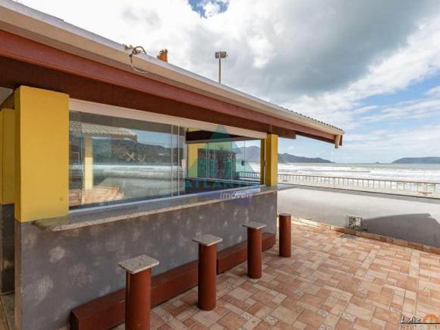 Casa para venda em Praia Do Sapê de 247.00m² com 3 Quartos, 3 Suites e 2 Garagens
