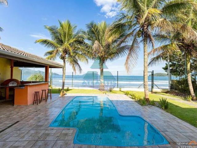 Casa para venda em Praia Do Sapê de 340.00m² com 6 Quartos, 5 Suites e 3 Garagens
