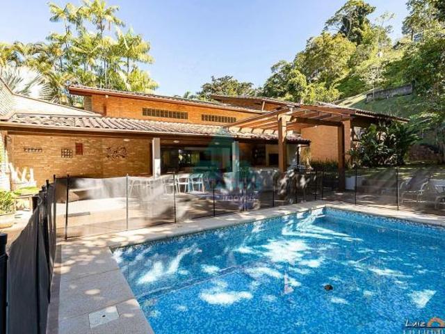 Casa para venda em Praia Do Pulso de 310.00m² com 4 Quartos, 4 Suites e 4 Garagens