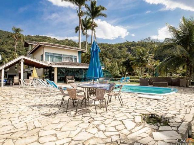 Casa para venda em Praia Da Fortaleza de 600.00m² com 10 Quartos, 9 Suites e 10 Garagens