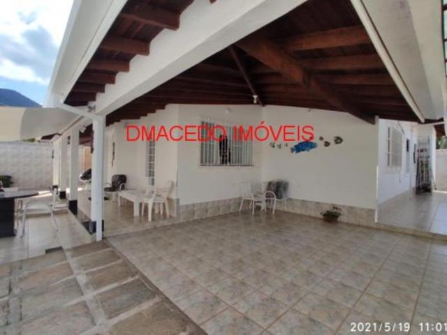 Casa para venda em Praia Da Lagoinha de 145.00m² com 3 Quartos, 1 Suite e 3 Garagens