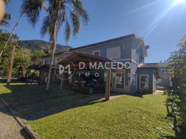 Casa para venda em Praia Da Lagoinha de 205.04m² com 4 Quartos, 2 Suites e 4 Garagens