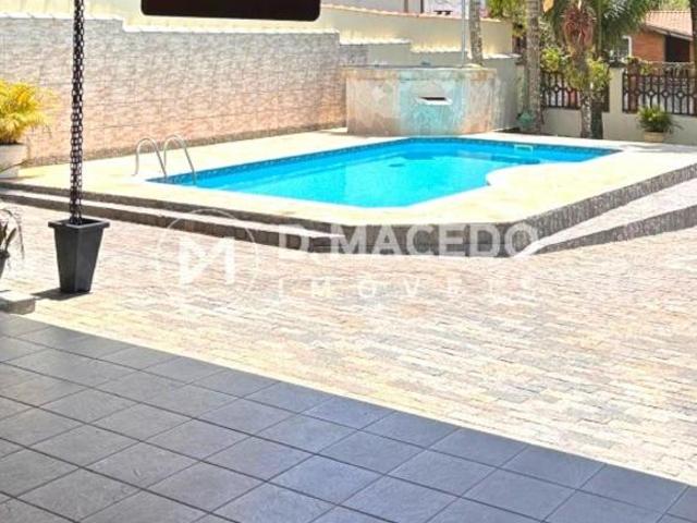 Casa para venda em Praia Da Lagoinha de 207.50m² com 4 Quartos, 1 Suite e 3 Garagens