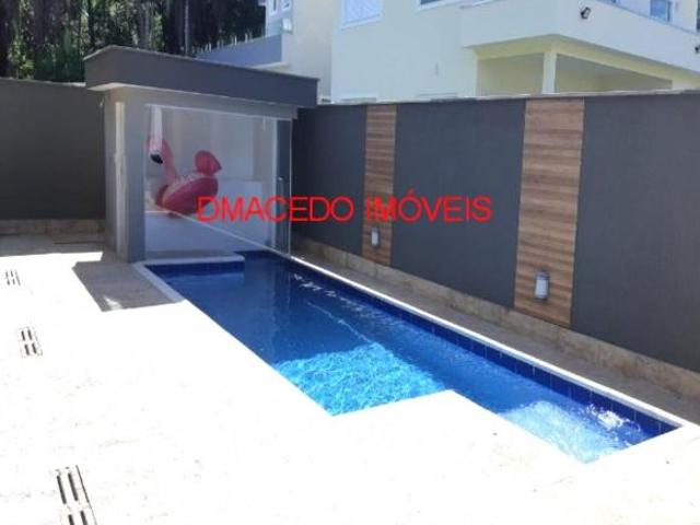 Casa para venda em Praia Da Lagoinha de 215.00m² com 4 Quartos, 4 Suites e 4 Garagens