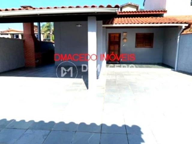 Casa para venda em Praia Da Lagoinha de 238.07m² com 3 Quartos, 1 Suite e 4 Garagens
