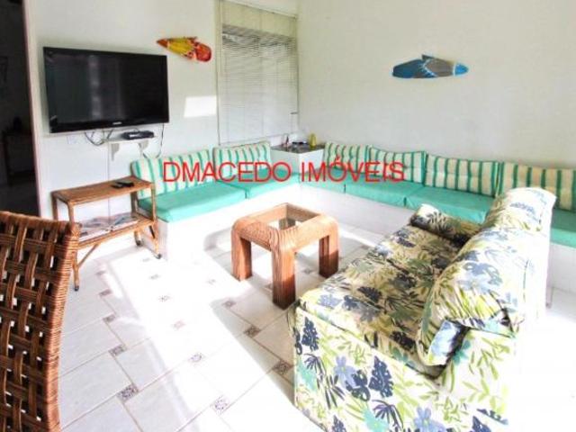 Casa para venda em Praia Da Lagoinha de 262.00m² com 6 Quartos, 3 Suites e 3 Garagens